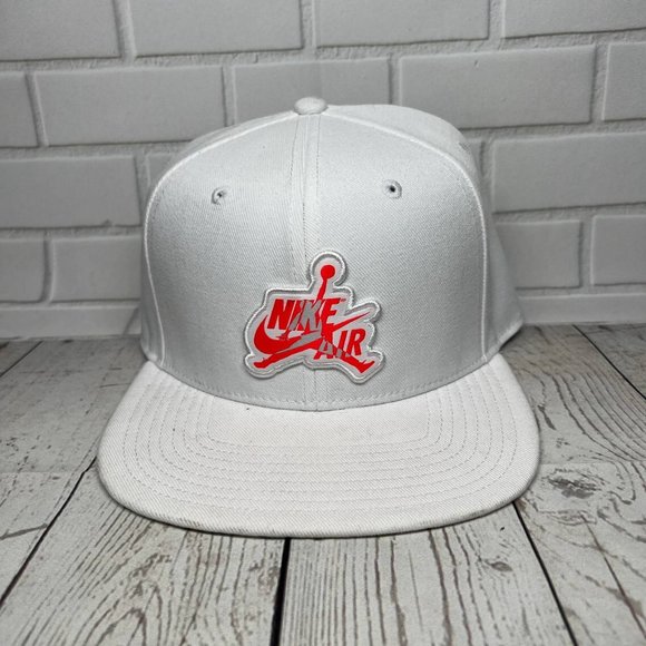 Jordan | Accessories | Nike Air Jordan Jumpman Hat Snapback Cap White ...